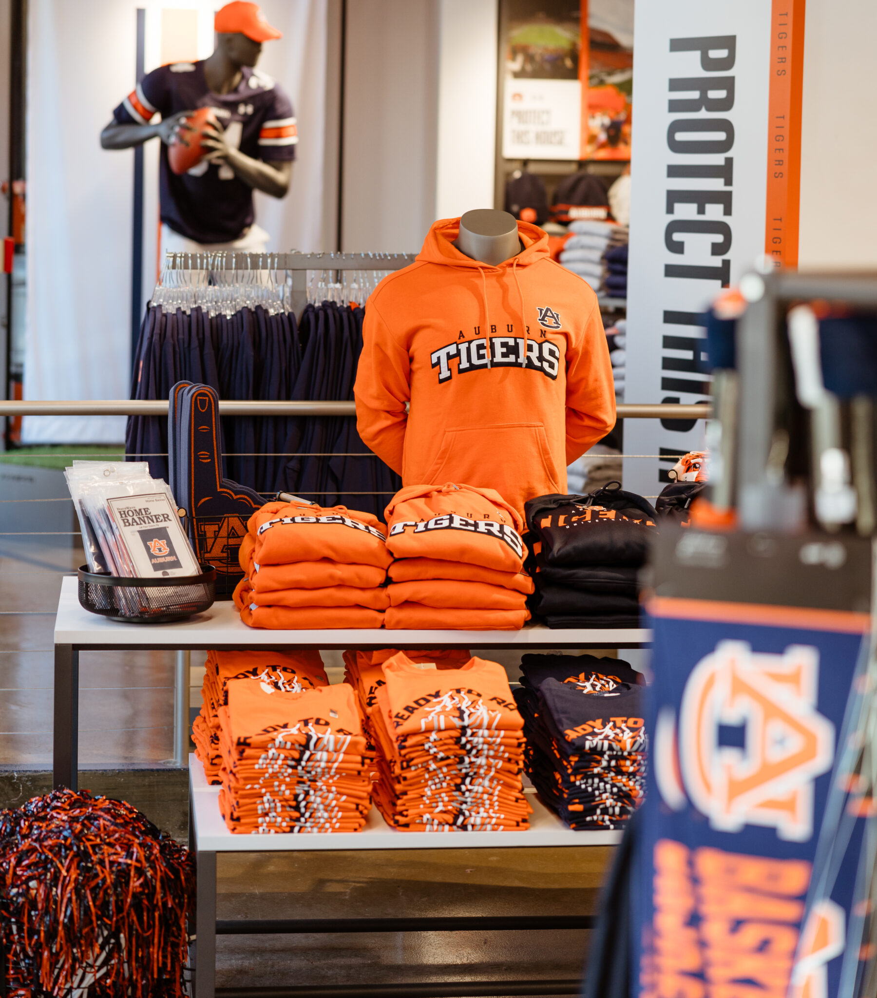 Merchandise & Apparel - Follett